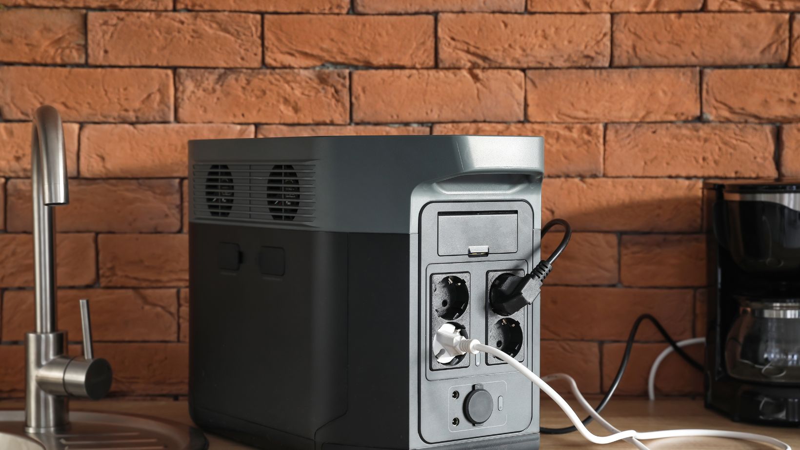 How to Select Portable Power Stations with Maximum Storage Capacity ...