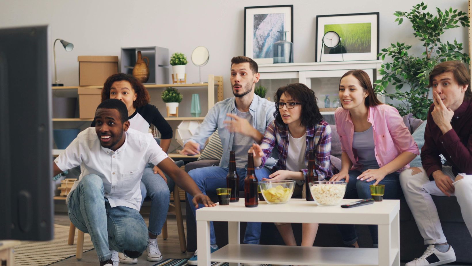 How to Have a Live Event Experience at Home: Technologies and Life ...